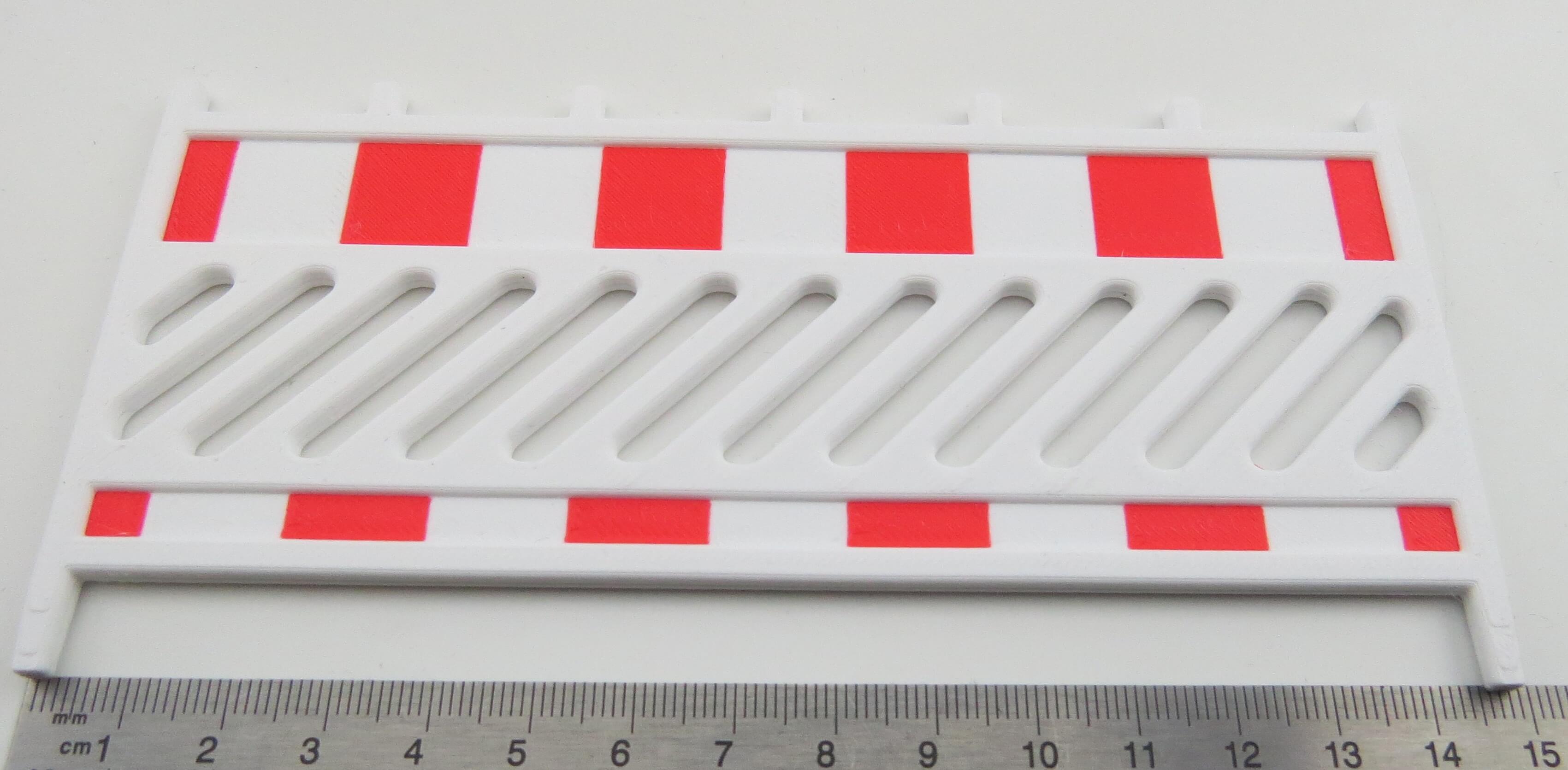 Absperrschranke aus 2-farbigem Kunststoff, 3D-Druck | 13609