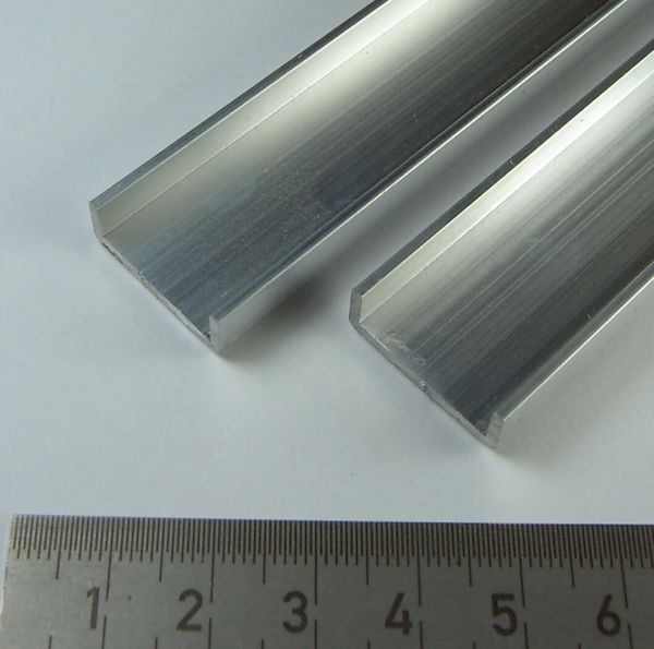 2 aluminium U-profile, 1m long, 21x7x1,5mm material thickness | 7652